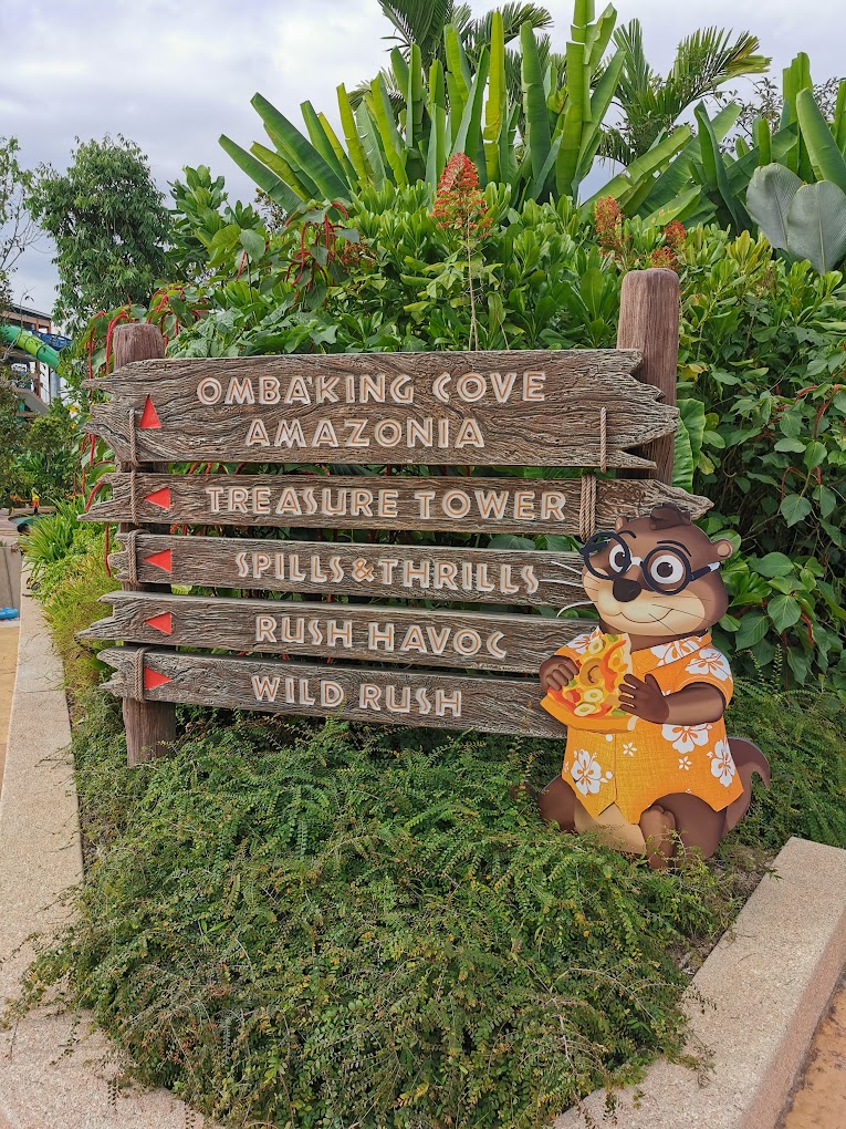 Visit Splash Mania Water Park, Gamuda Cove - SGJB Taxis