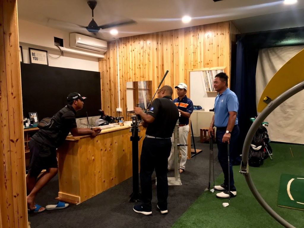 Visit Daiman 18 Golf Club Malaysia Today with SGJB Taxis